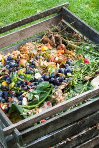How To Create An Inexpensive Homemade Compost Bin That Works!