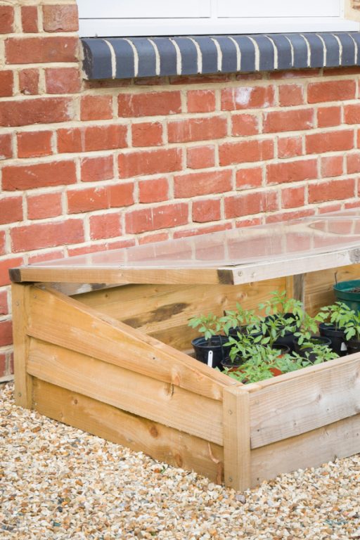 How To Use A Cold Frame - Grow Fresh Vegetables All Winter Long!